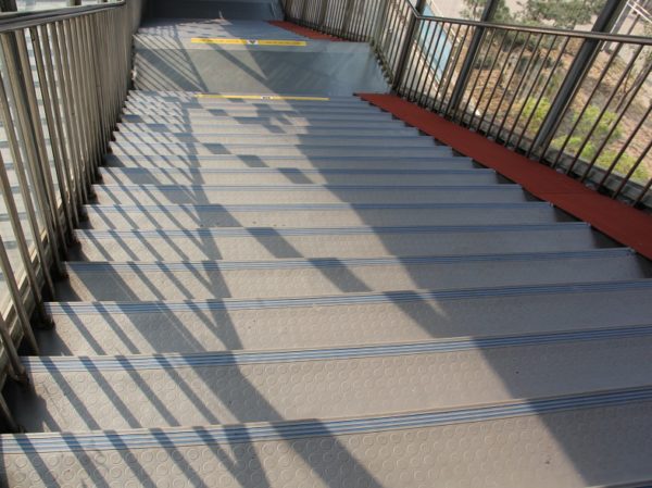Resilient Stair Tread and Riser – BuildStarR